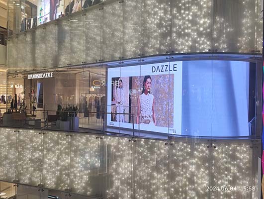 COB LED Display vs. SMD Display